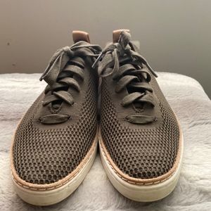 UGG | Shoes | Ugg Sidney Sneaker | Poshmark